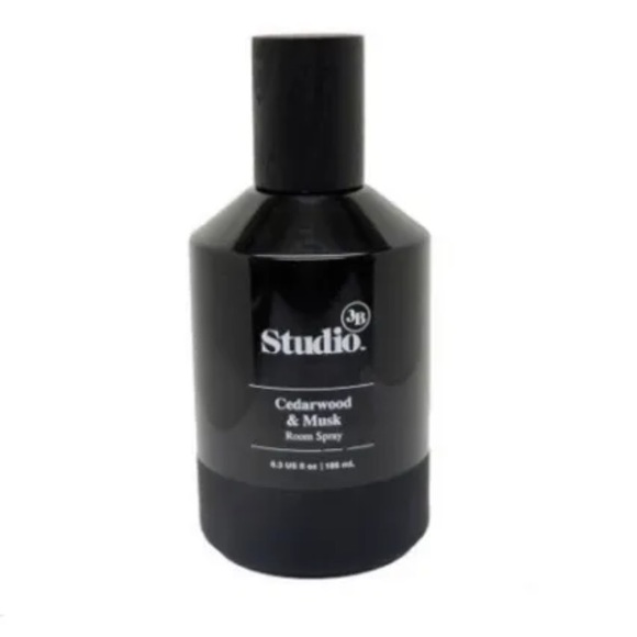 Studio 3B | Other | Studio 3b Cedarwood And Musk 63 Us Fl Oz Room Spray ...